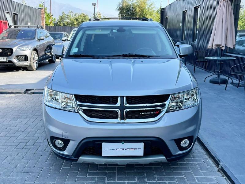 DODGE JOURNEY SE 2.4 2019 TRES CORRIDAS DE ASIEN (206193) - Car Concept