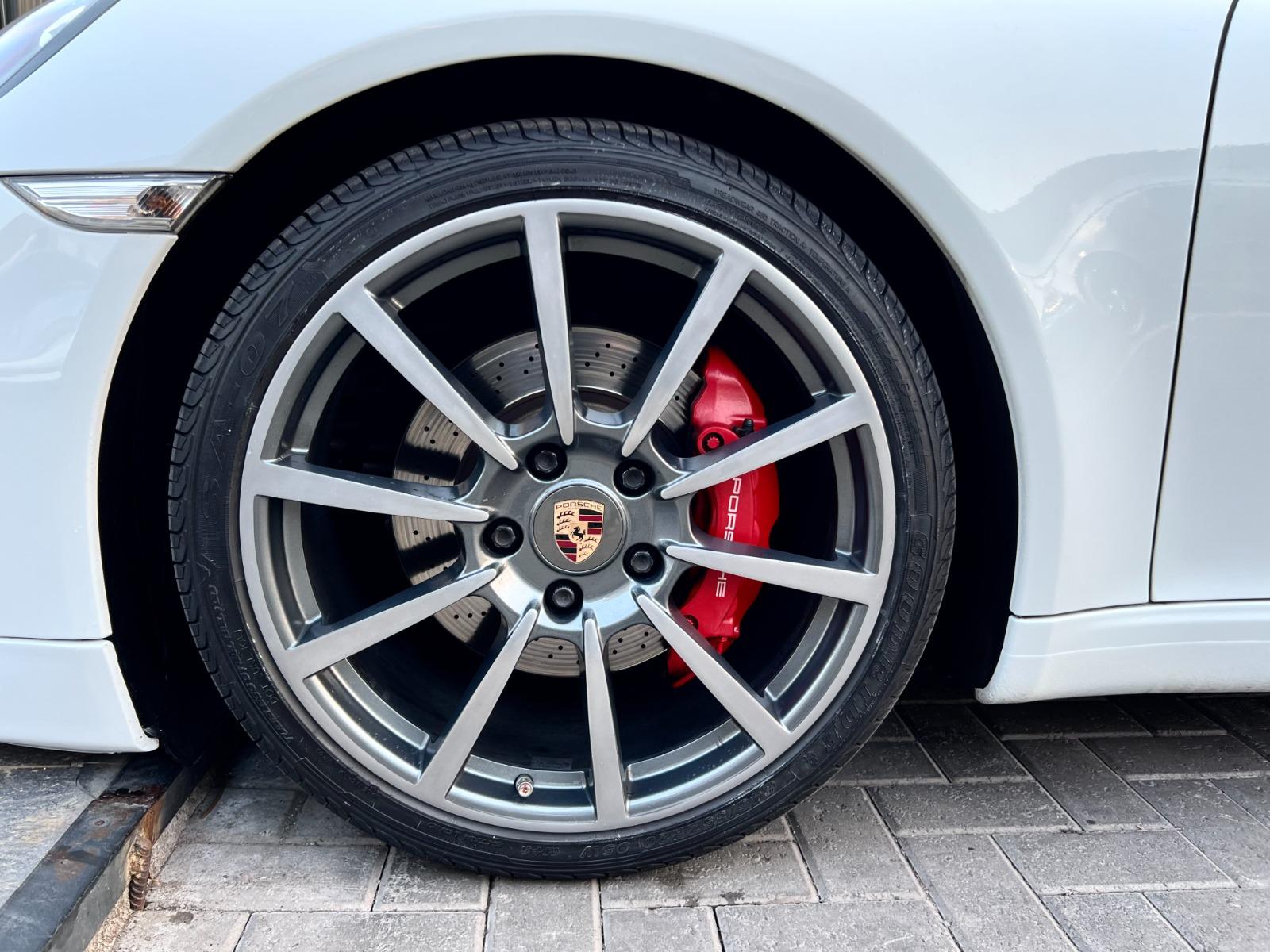 PORSCHE CARRERA S 2013 CABRIO PDK 3.8 (228736) - Car Concept