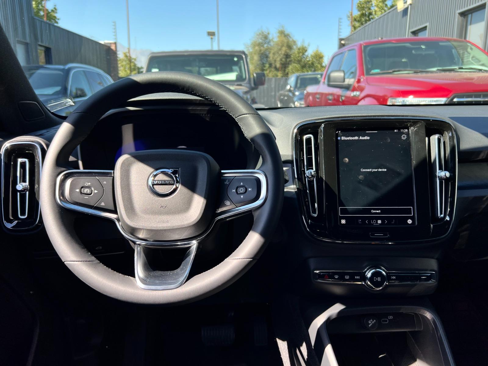 VOLVO XC40 ELÉCTRICO 2024 P8 RECHARGE 4x4 (226694) - Car Concept