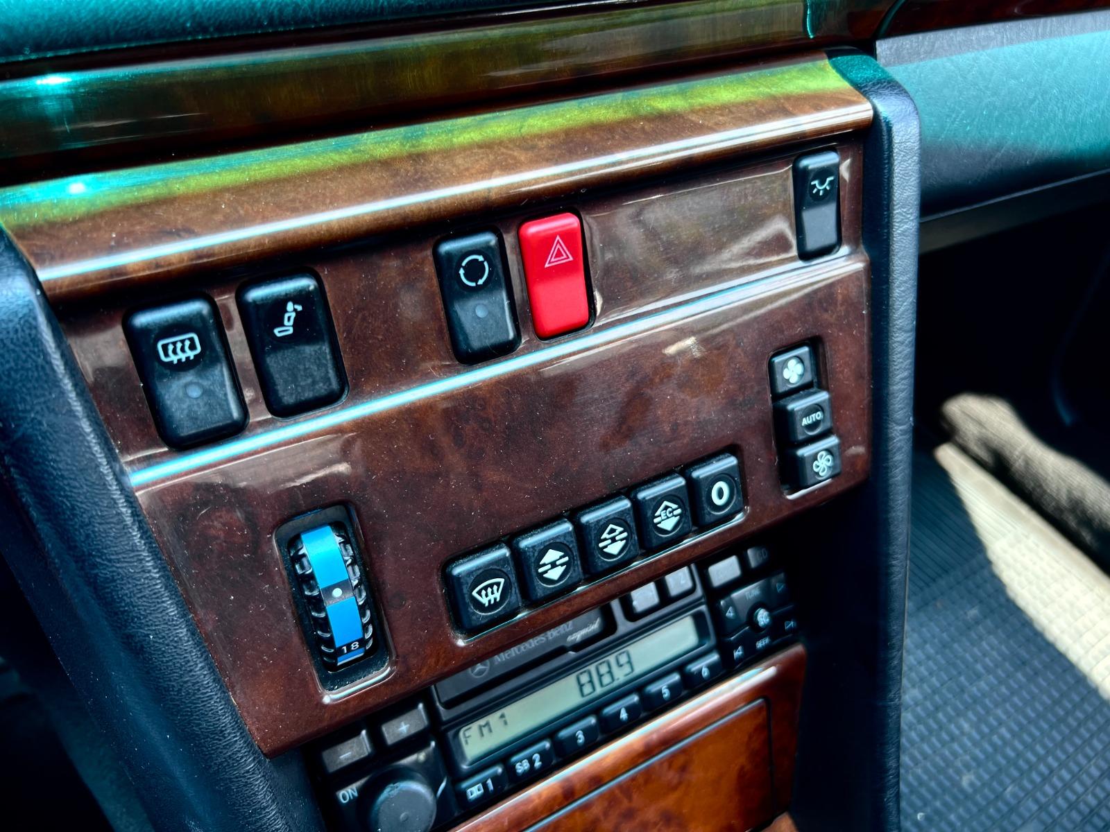 MERCEDES-BENZ 320 CE 1993 COUPE W124 (237798) - Car Concept