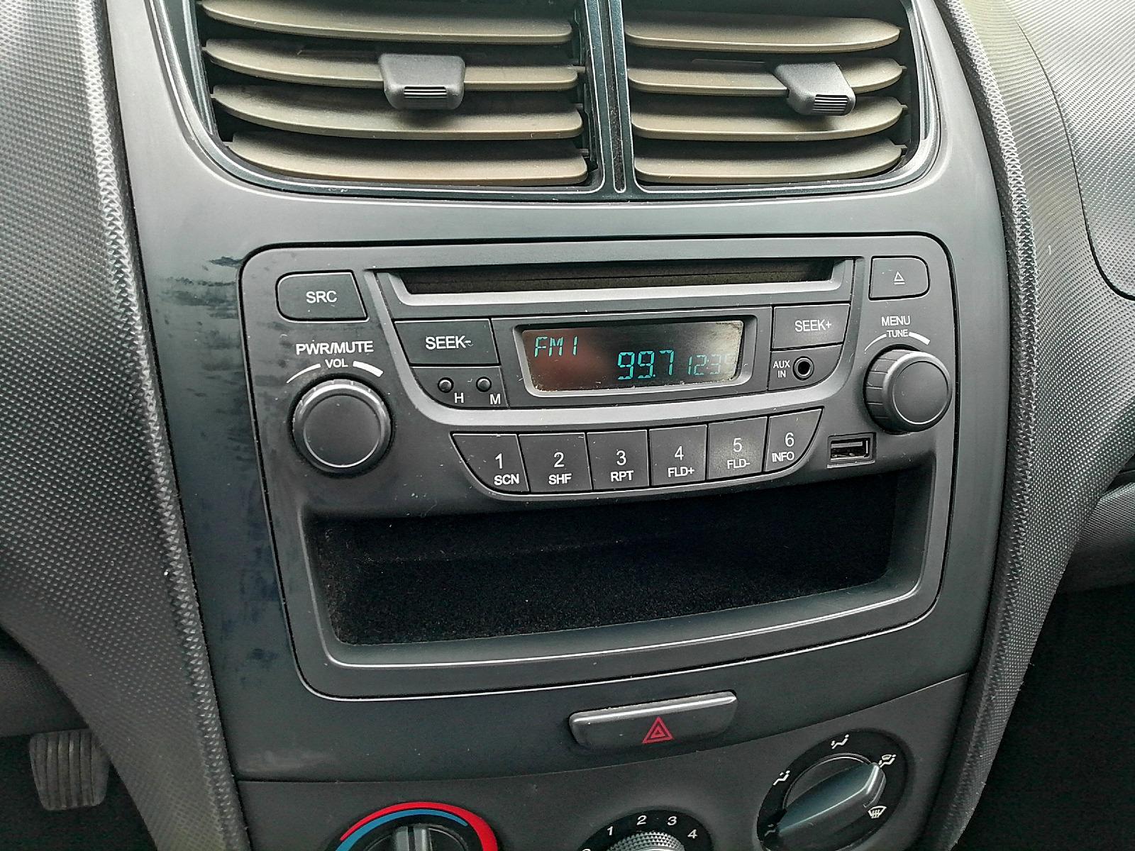 CHEVROLET SAIL 1.4 Mec 2014 (228737) - ISU AUTO