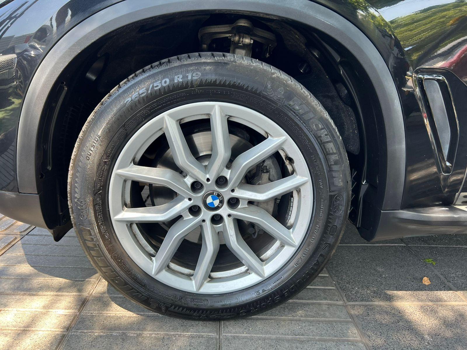 BMW X5 xDRIVE 25d 2020 MANTENIMIENTO AL DÍA UN DUEÑO - JMD Autos