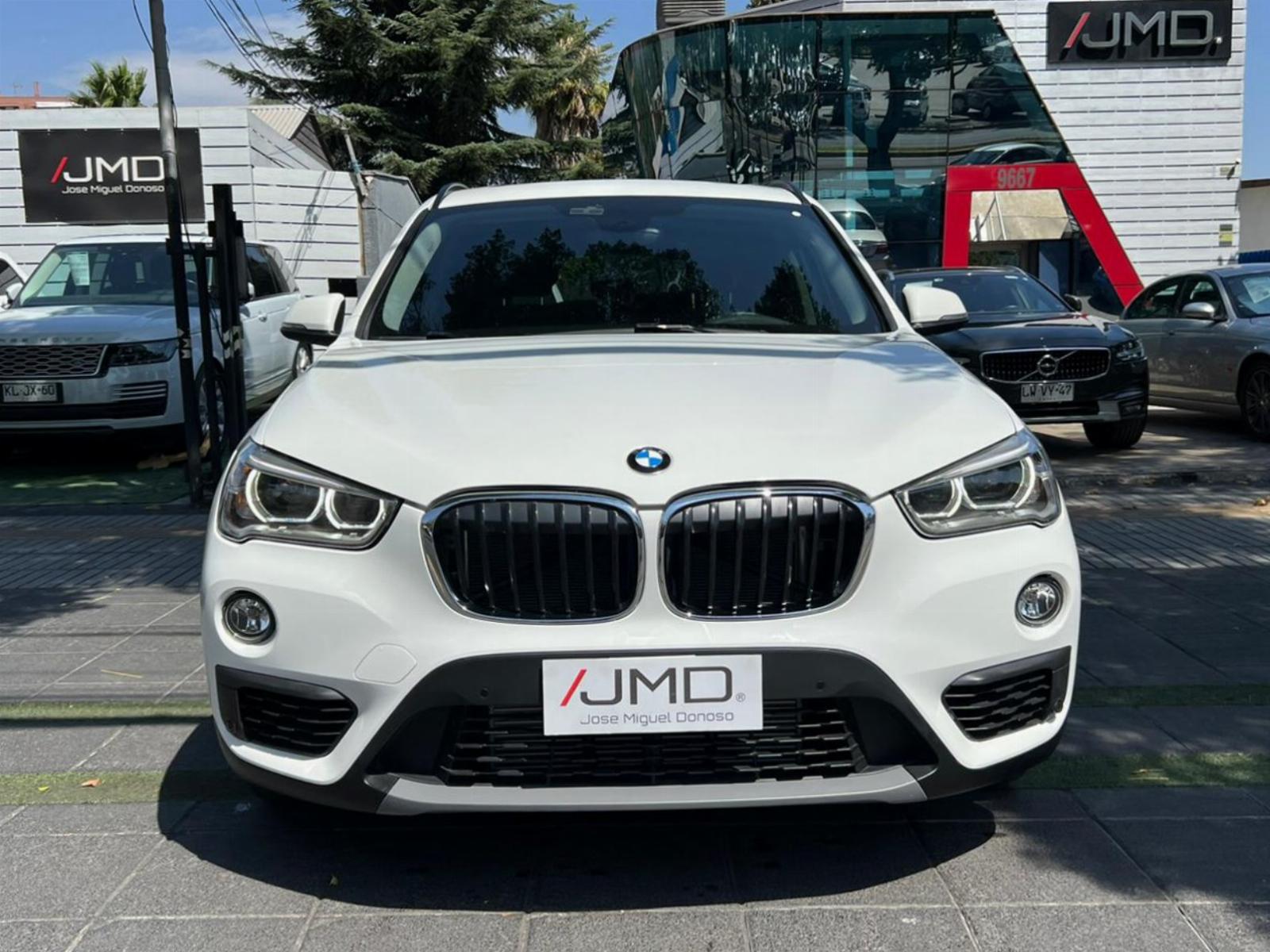 BMW X1 20i Sdrive 2018 MANTENIMIENTO AL DÍA - JMD Autos
