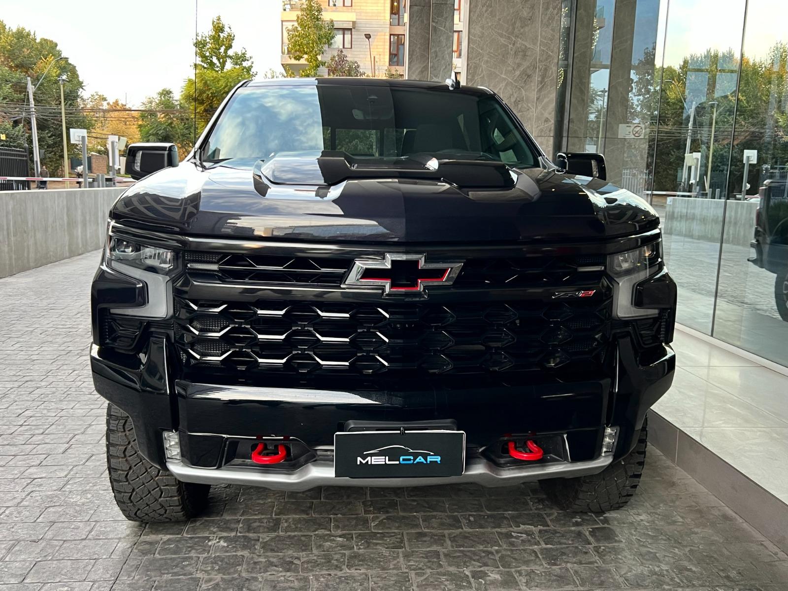 CHEVROLET SILVERADO ZR2 6.2 2024 GARANTÍA DE F (228109) - MELCAR