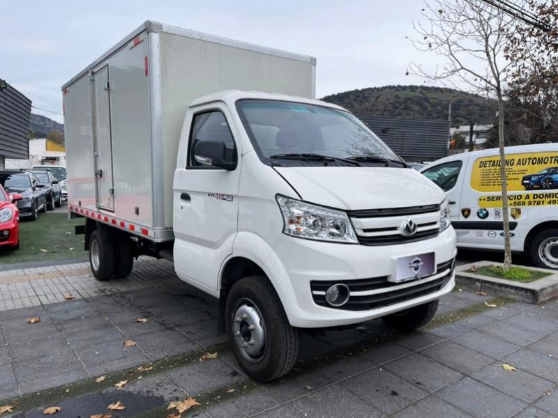 KYC X5 PLUS CARGO BOX 2022 SOLO 450 KILOMETROS (199579) - VitaClass